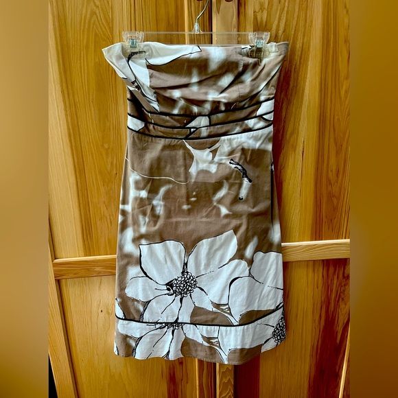 Romy | Dresses | Color Tan Black And White With Big Flowers | Poshmark